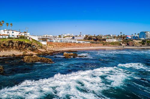 Beach-view Dog-friendly Villa With Private Patio, Outdoor Pool, Streaming, Ac - Rosarito