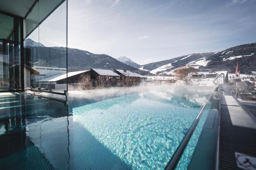 Dolce Vita Apartment - Free Pool & Spa Access At Hotel Fameli 20m - Olang