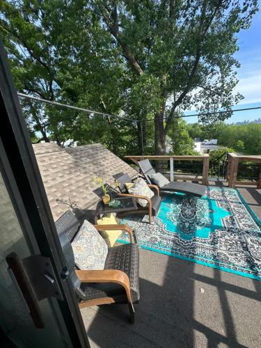 Private Kc Compound Fire Pits, Patios & Skyline Views - Kansas City, MO