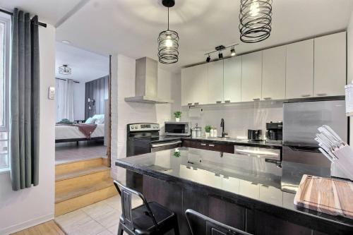 1ch King Bed Fireplace Wi-fi Kitchen - Québec, QC