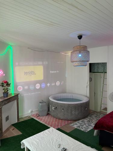 Un Jacuzzi Dans Le Centre - Bordeaux