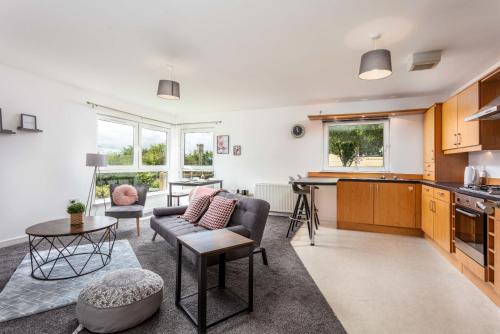Walker Suite No 60 - Donnini Apartments - Kilmarnock