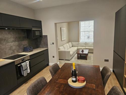 Carlisle City Centre Lovely Ground Floor Apartment - University of Cumbria