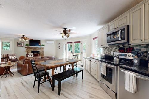 Valley View Cottage - Waynesville, NC