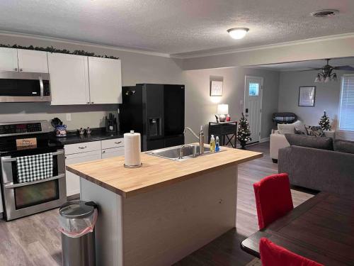 Twin Oaks Haven - Murfreesboro, TN