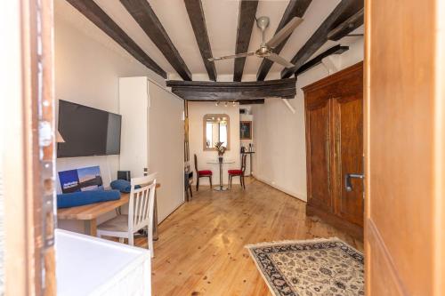 Studio D'exception - Facade Classee Xve Blois - Blois