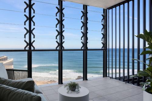 Amalie Newcastle Beach - Newcastle