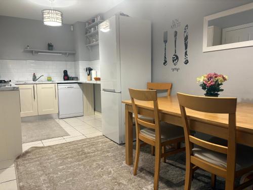 Cosy Aeroport Guest House - Dublin
