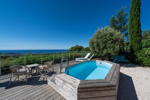 Villa Avec Piscine Et Vue Sur Mer Panoramique - Cavalaire-sur-Mer