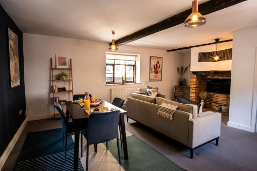 Grade Ii Listed Flint Cottage Sleeps 4 - Norfolk
