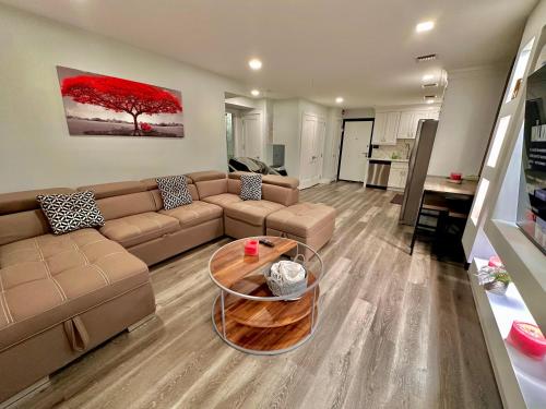 The Comfy Suite - 1br With Free Parking - Oakland, NJ