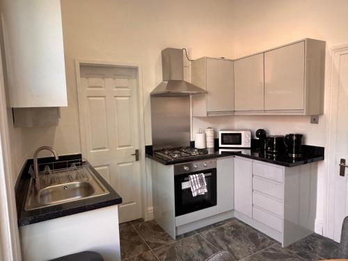Modern Luxury Apartment Free Parking Sleeps 5 By M55 & M6 - Preston