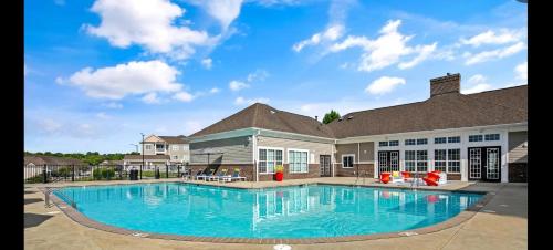 Regatta Getaway - Fayetteville, NC