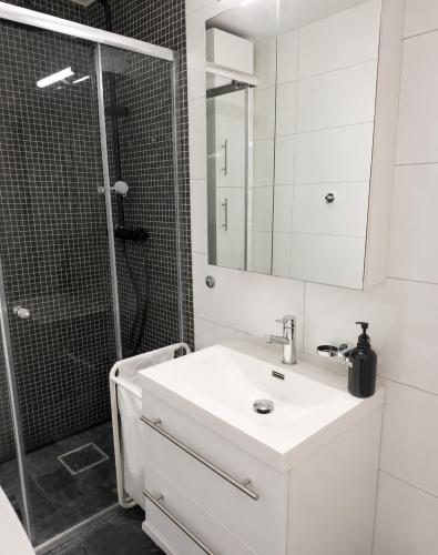 Ca17 - Central In Oslo, Suits Family And Globetrotters - 2-rooms - Oslo