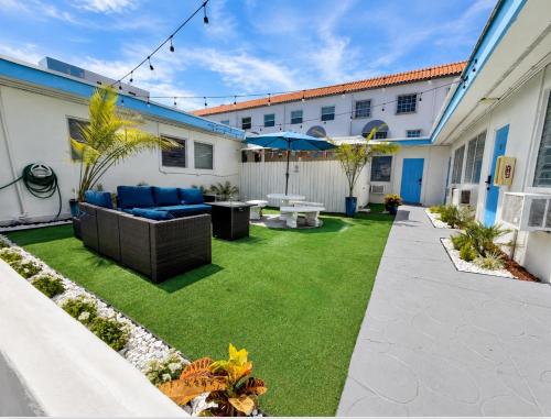 Ocean Hollywood Suites By The Gold Nests - North Miami Beach, FL