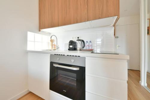 Modern Studio With Balcony Near The Eiffel Tower - Torre Eiffel
