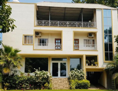 Green Acres - Deoghar