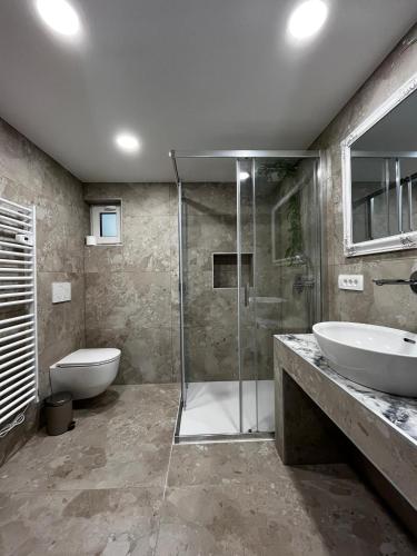 Grand Cesar Holiday Home Bled With Sauna & Parking - Bled