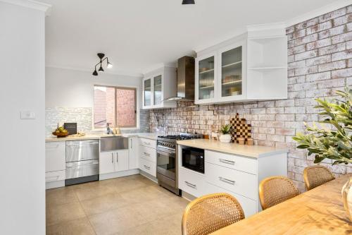 Casa Munns - In The Heart Of Merimbula - Merimbula