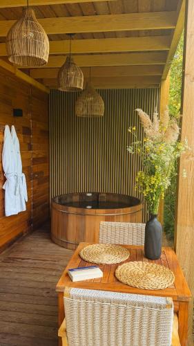 Escapade Luxe Avec Bain Nordique Privatif Au Bord Du Canal - Loiret