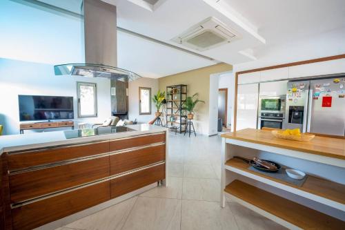 Luxury Vacation Seaside Villa With Privacy - Çeşme