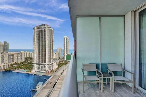 Comfortable Sunny Studio In Resort Beach Pool 2708 - Hollywood, FL