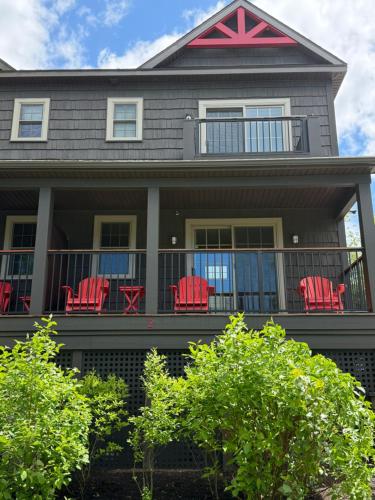 Deluxe Lodge Lakefront On Lake George #2 - Lake George, NY