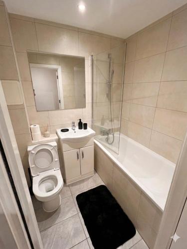 Modern Central Apartment 1-min Walk To Station - 盧頓