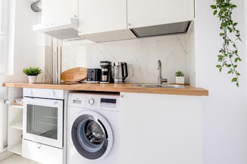 Deda Studio W. Smart Tv · Ac · Washing Machine - 布加勒斯特