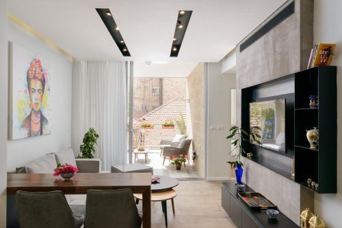 Mamad With Veranda Near Mahane Yehuda By Feelhome - Jérusalem