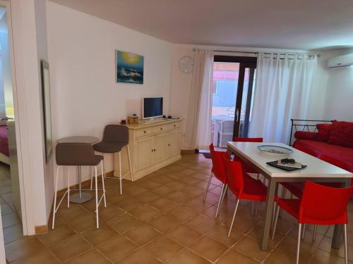Maison Caddinas Veranda And Sea 200 M Away - Golfo Aranci