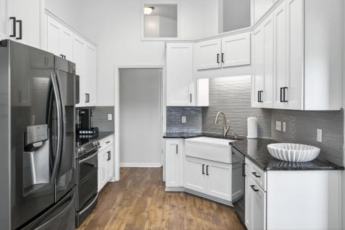 Spacious East Montgomery Home With Patio - Montgomery, AL