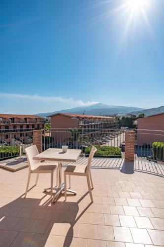 New Naxian Holidays - Naxos