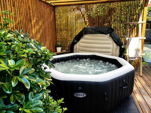 Maison Esprit Guinguette - Jacuzzi- Parking Prive - Champigny-sur-Marne