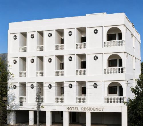 Hotel Residency - Salem