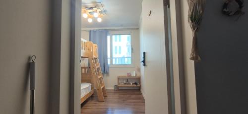 Sunyhouse Female Only Foreign Only - Seoul
