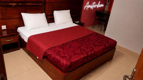 Hotel Amsterdam - Duala