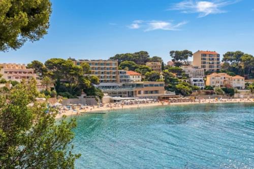 Apartment With Sea View Near Renecros Beach - Bandol