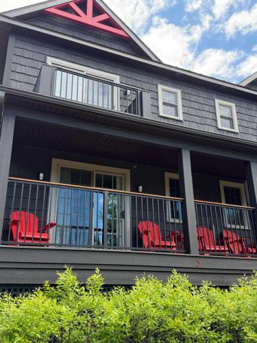 Deluxe Lodge Lakefront On Lake George #3 - Lake George, NY