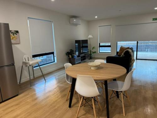 3br Haven In Stony Rise - デボンポート
