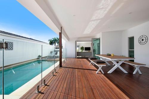 Majestic Palms - Heated Pool - Broadbeach