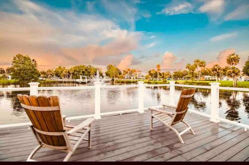 Brisa Marina Suites - New Port Richey, FL