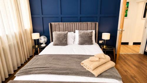 The Warldorf, King Size And Twin Apartment By The Hive Wa1 - Warrington