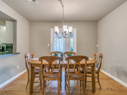Comfortable Nw Okc Home With Fenced Yard - Oklahoma