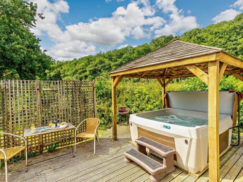 2 Bed In Saltash Oc-88308 - Devon