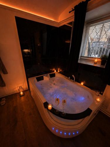 Grey's Bdsm Love Room - Private Jacuzzi - Riga - Riga