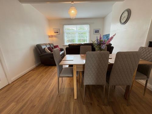 Ashley Holiday Home, Close To City Centre With Free Parking - Loch Ness