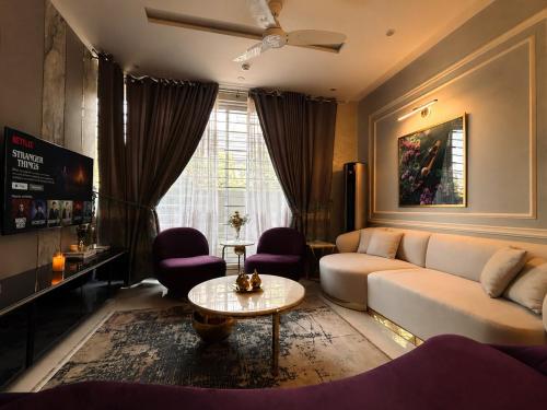 Private Modern Home In Dha Phase 5 - Lahore