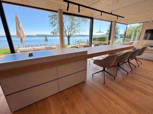 Lake Villa Qbify - Private Lakeside Living - Eigener Strand - Bodensee