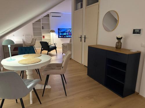 Cozy Luxury Apartment By The River - Maribor